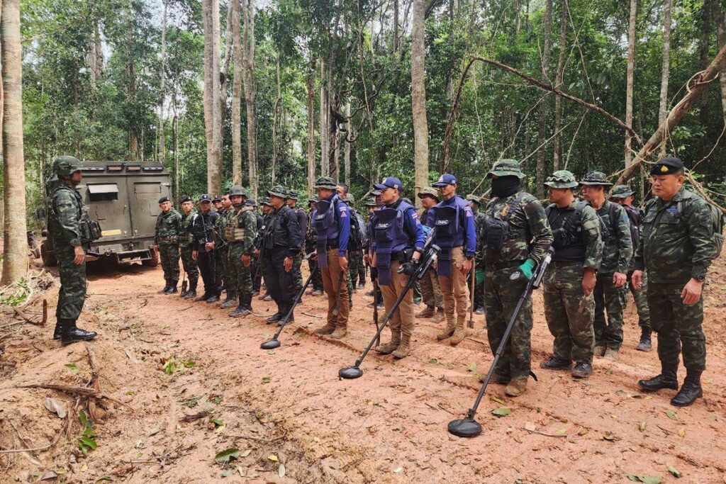 Thailand-Cambodia border clash latest: Thailand deploys F-16 fighter ...