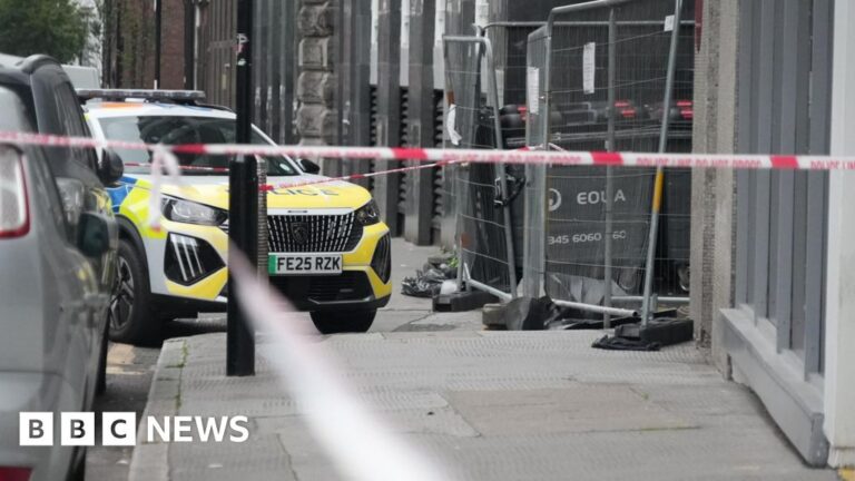 Man arrested after fire at London asylum seekers’ hotel – CONVEN.ORG | HOME