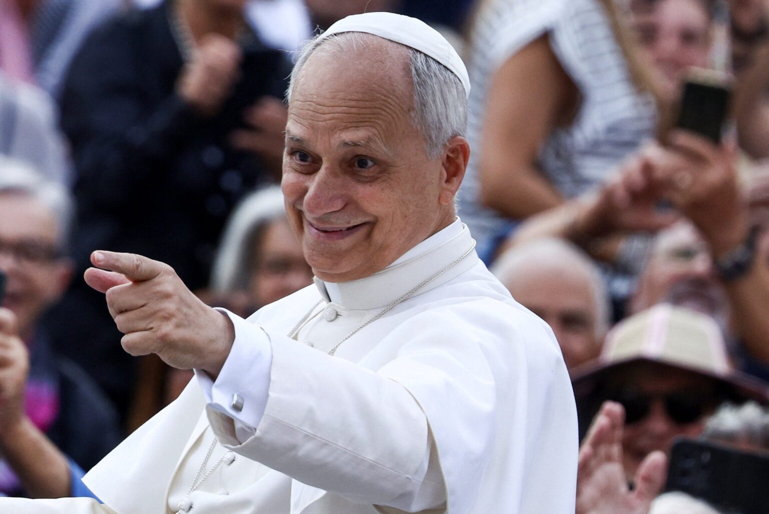 Pope Leo names Italian bishop to lead powerful Vatican office – CONVEN ...