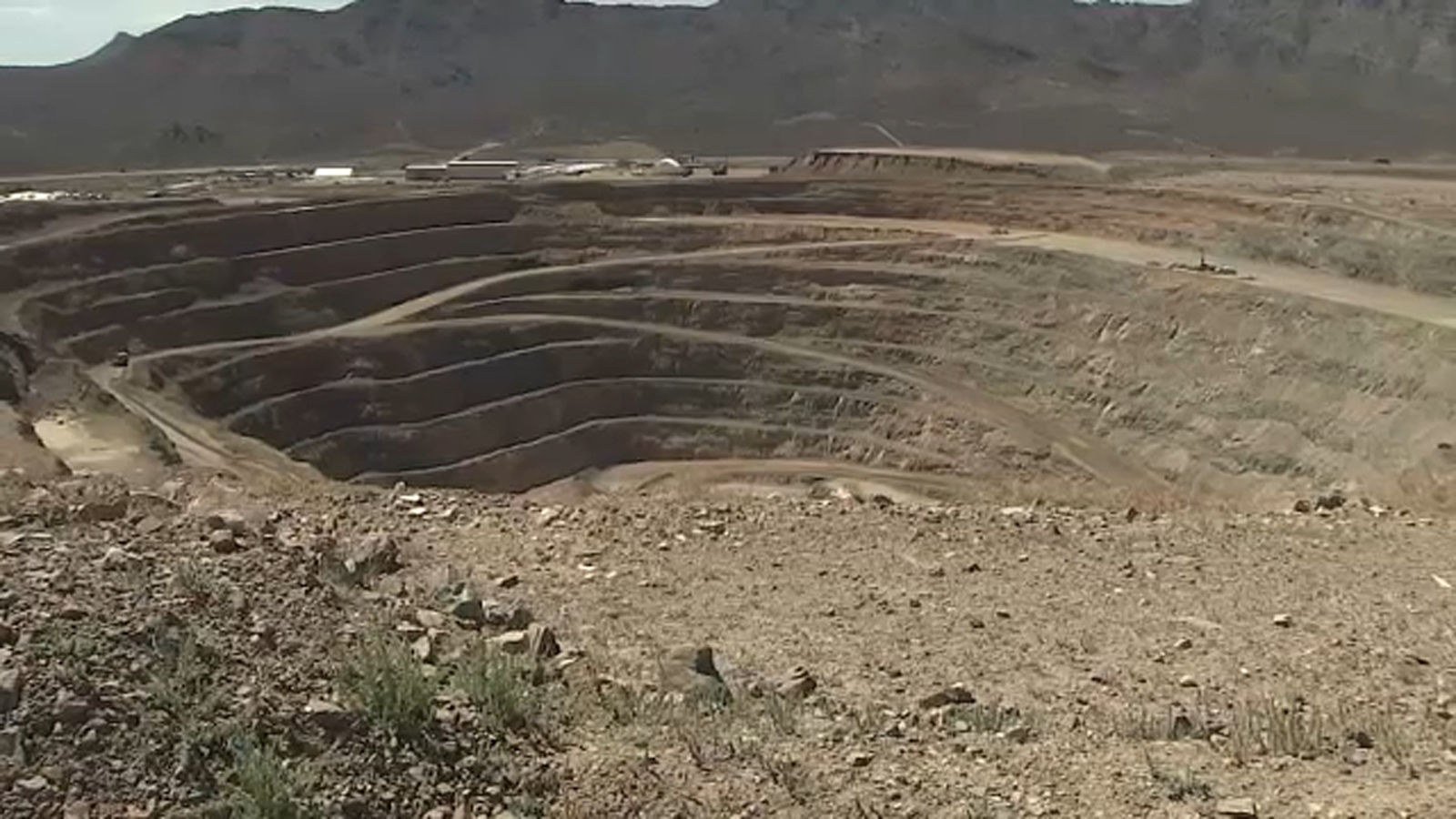 What is MP Materials Mountain Pass Mine? Industry leans on large San ...