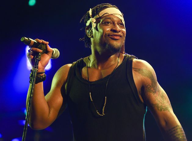 Grammy-winning R&B singer D’Angelo dies aged 51 – CONVEN.ORG | HOME