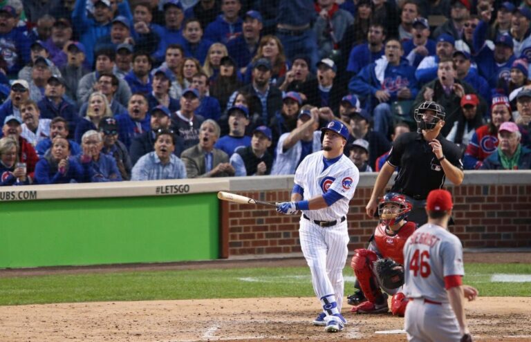 Kyle Schwarber hits home-run ball that lands atop Wrigley Field’s right ...