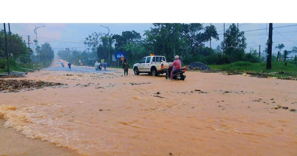 Flooding isolates mountain villages in Vietnam’s Hue as heavy rain ...