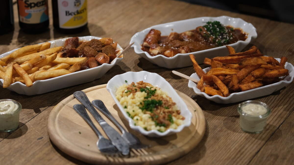 The Kalinski brothers: Germany’s best currywurst conquers Berlin ...