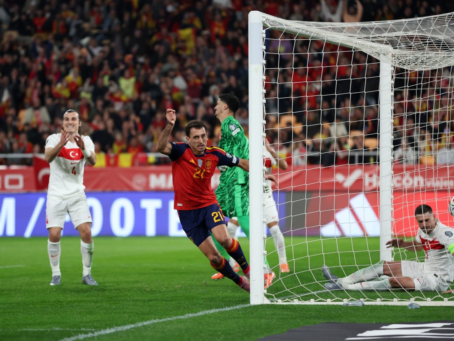 Unbeaten Spain qualify for 2026 World Cup after 2-2 draw with Turkiye ...
