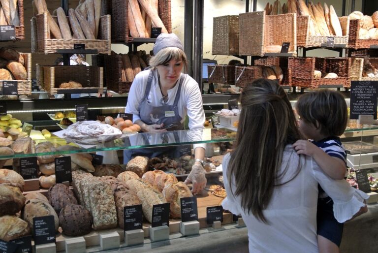 Bank of Spain lifts growth forecast, but household finances remain ...