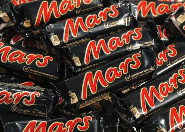 CT-based Mars exec gets 5+ years in federal prison for stealing $28M ...