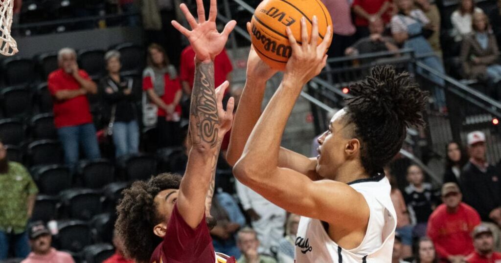 Joshua Lewis gets career-high 26 points to sweep UL Monroe | UL Ragin ...