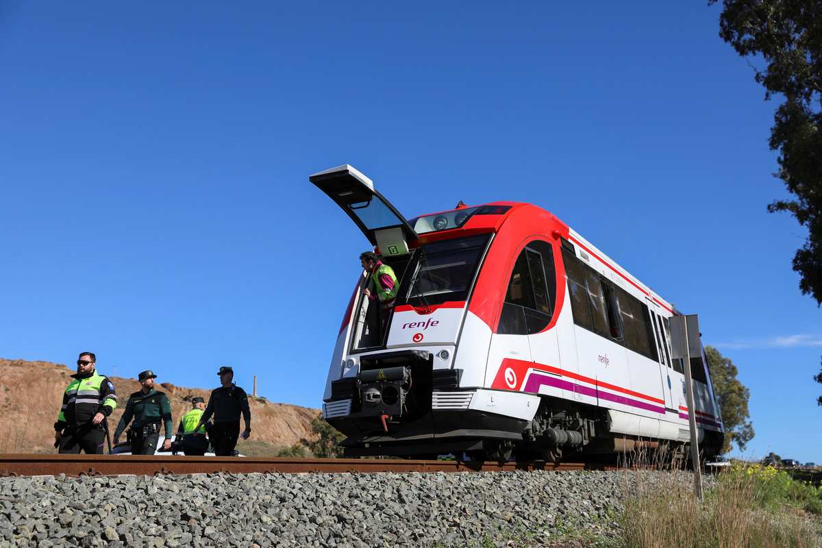 Train Collides with Crane Arm in Spain’s Fourth Rail Accident in a Week ...